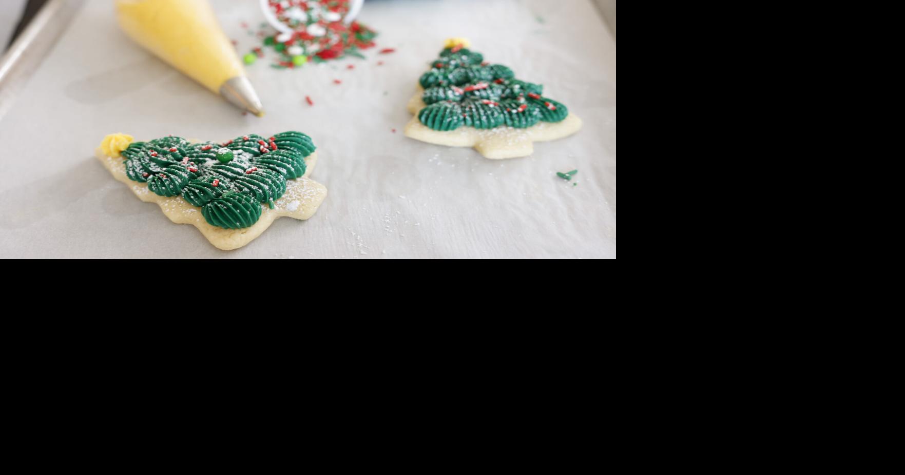 608 Bakery celebrates the season with frosted cookies and cakes | Food ...