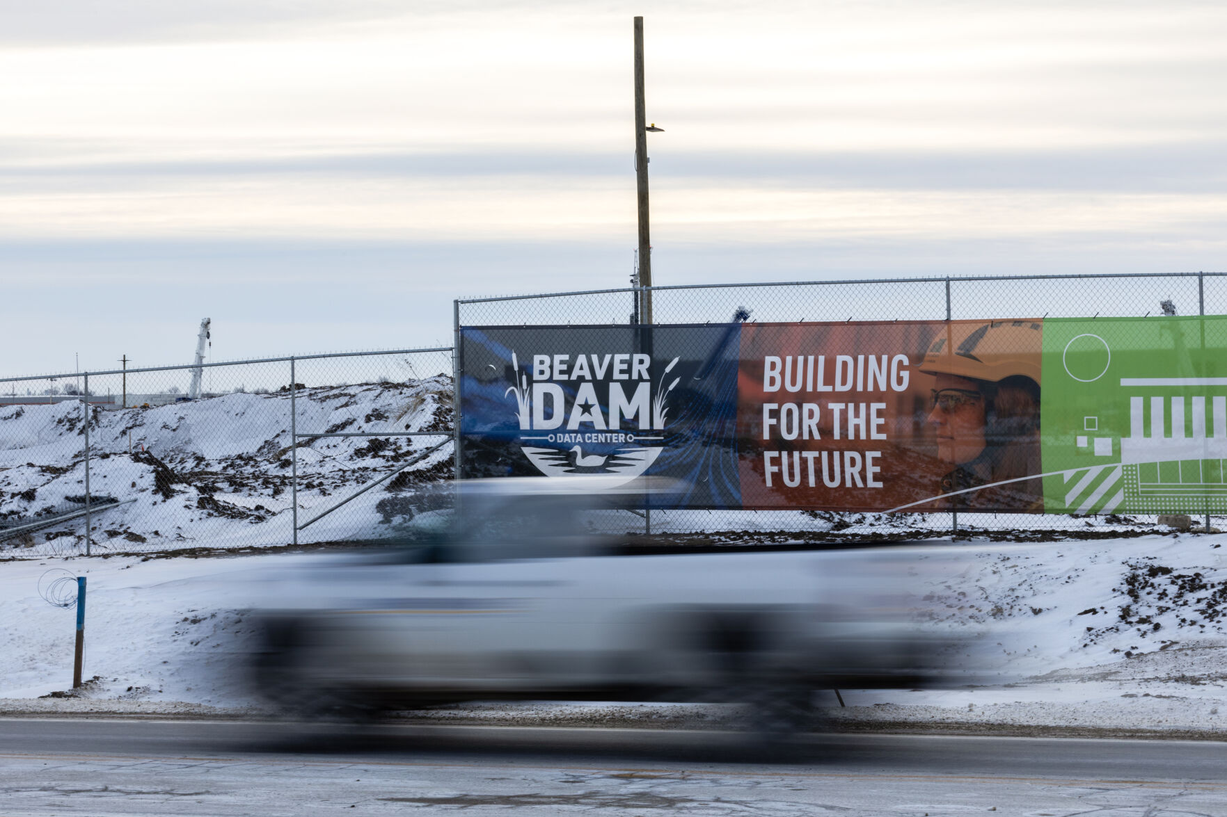 Major Wisconsin data center proposals take root in secret with NDAs ...