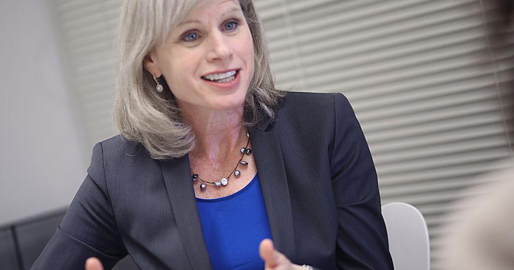 Will national media's view of Mary Burke give her a boost over Scott ...