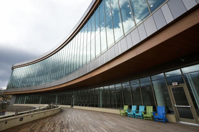 Tour the new Bakke Recreation & Wellbeing Center at UW-Madison ...