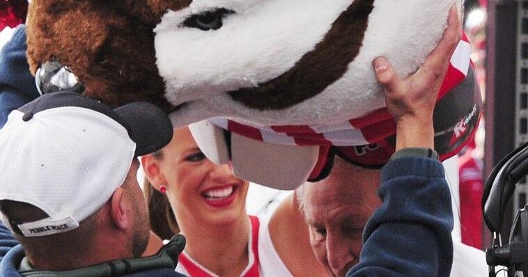 Wisconsin Sportscast: Remembering 'The Shoebox' game, Corso, Uecker ...