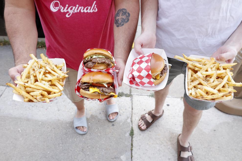 Cinn City Smash food truck makes a splash at Madison bars | Food ...