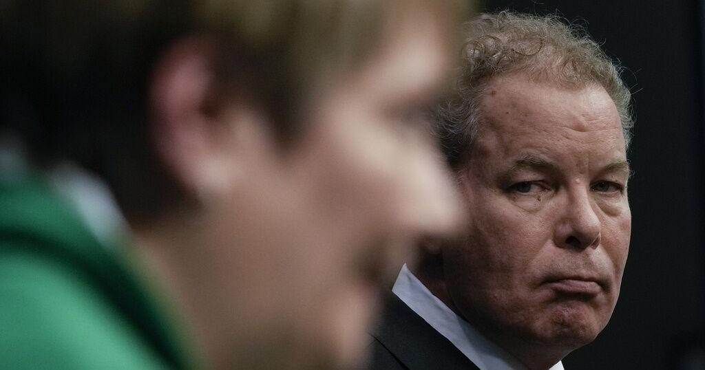 Opinion | Kelly goes out with a whine | Plain Talk by Dave Zweifel ...