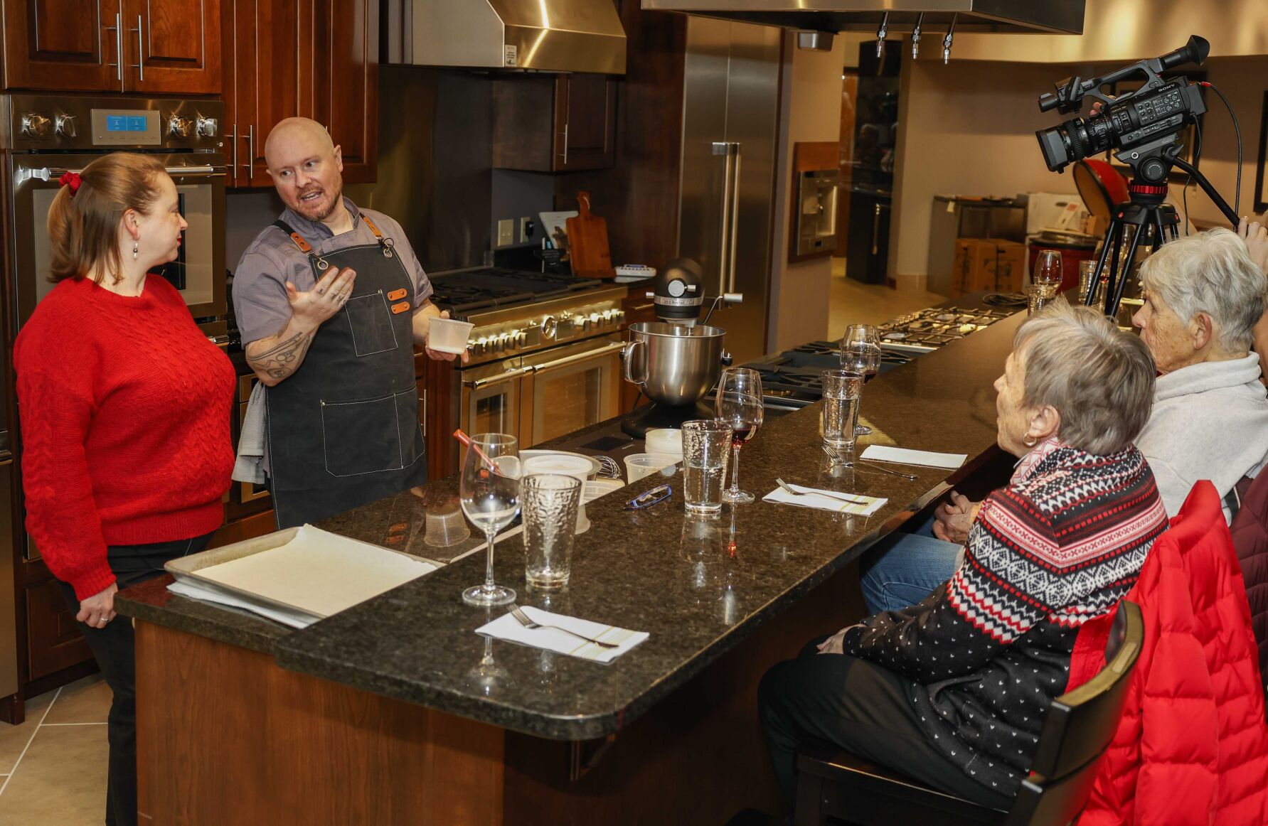 Photos: Shawn Bolduc of the Baked Lab makes bûche de Noël | Cooking ...