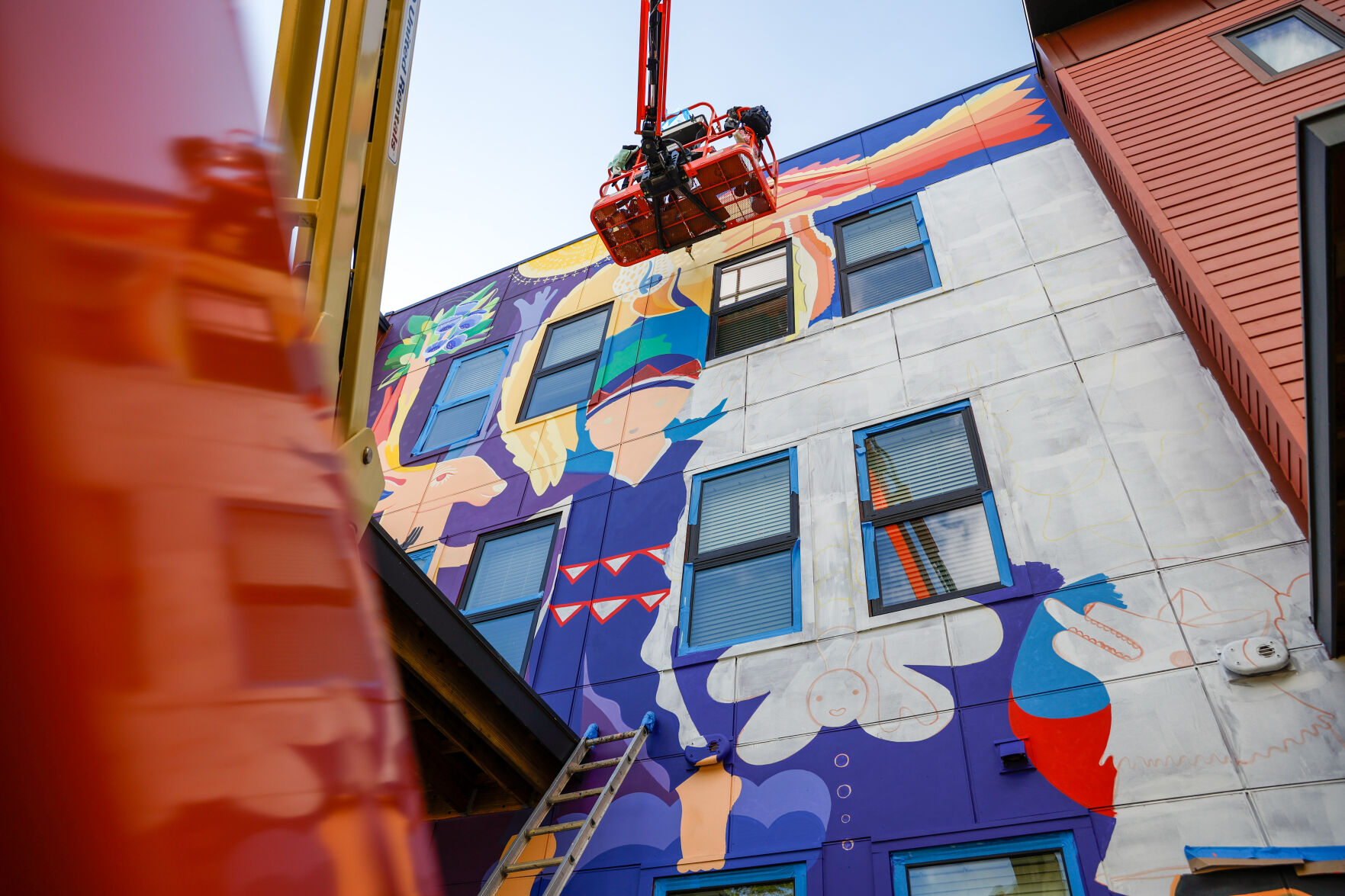 New Bayview mural in Madison celebrates nature and diversity | Arts ...