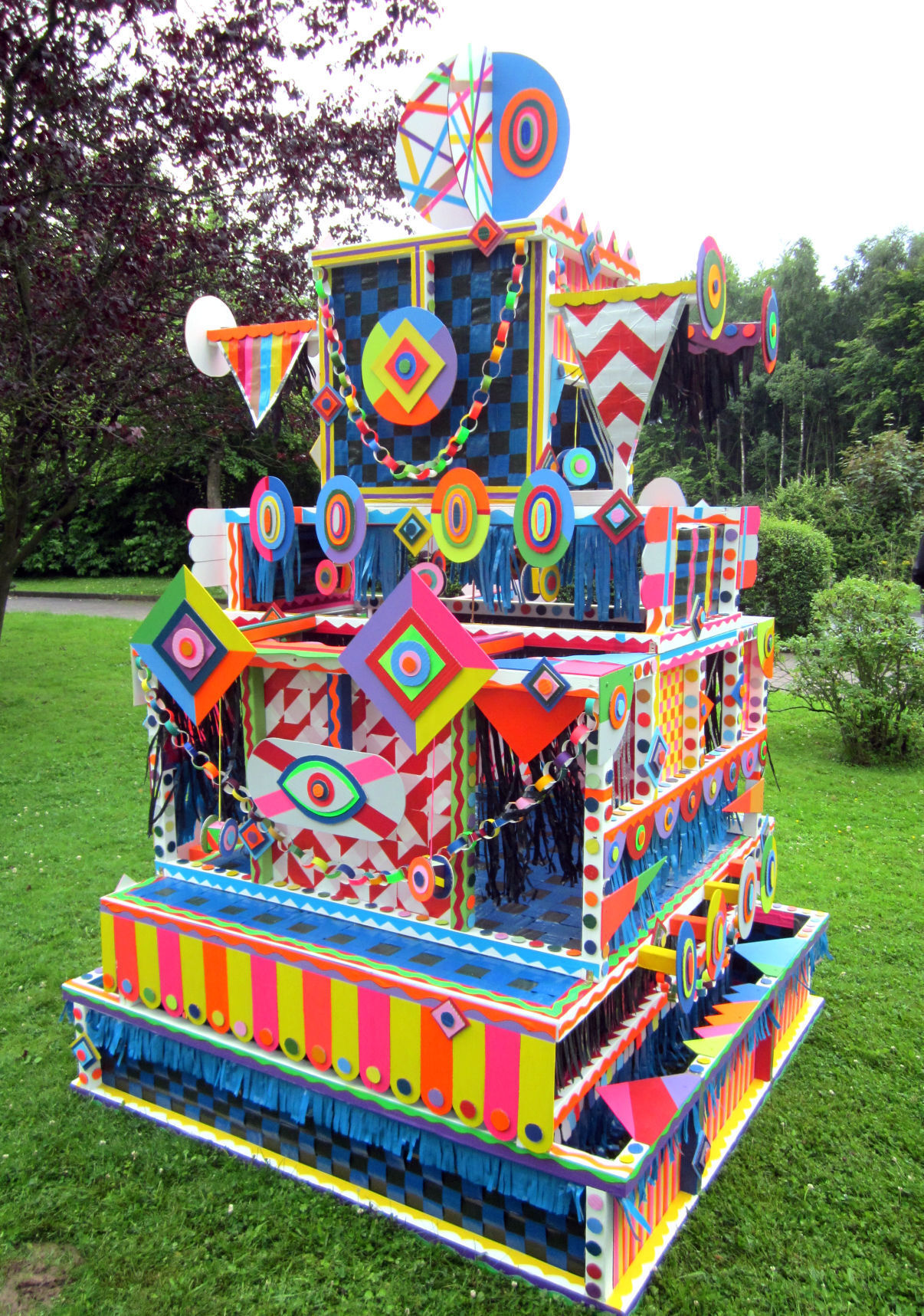 Artist Michael Velliquette, known for bold color, looks forward in ...