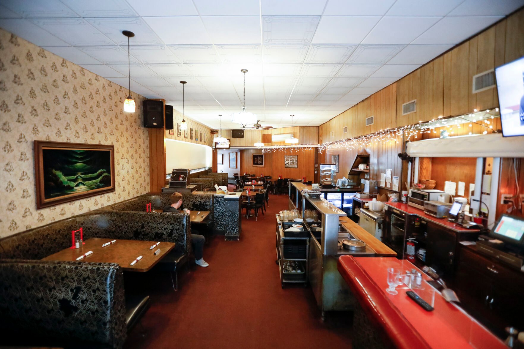 Iconic Madison diner Nick's to close after 60-plus years downtown ...