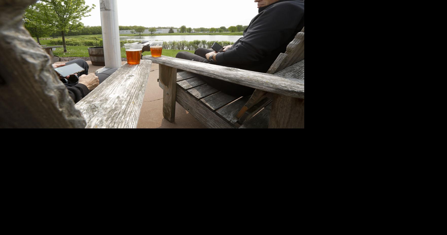 Wisconsin alcohol bill boosts breweries, traps wedding barns | Food ...