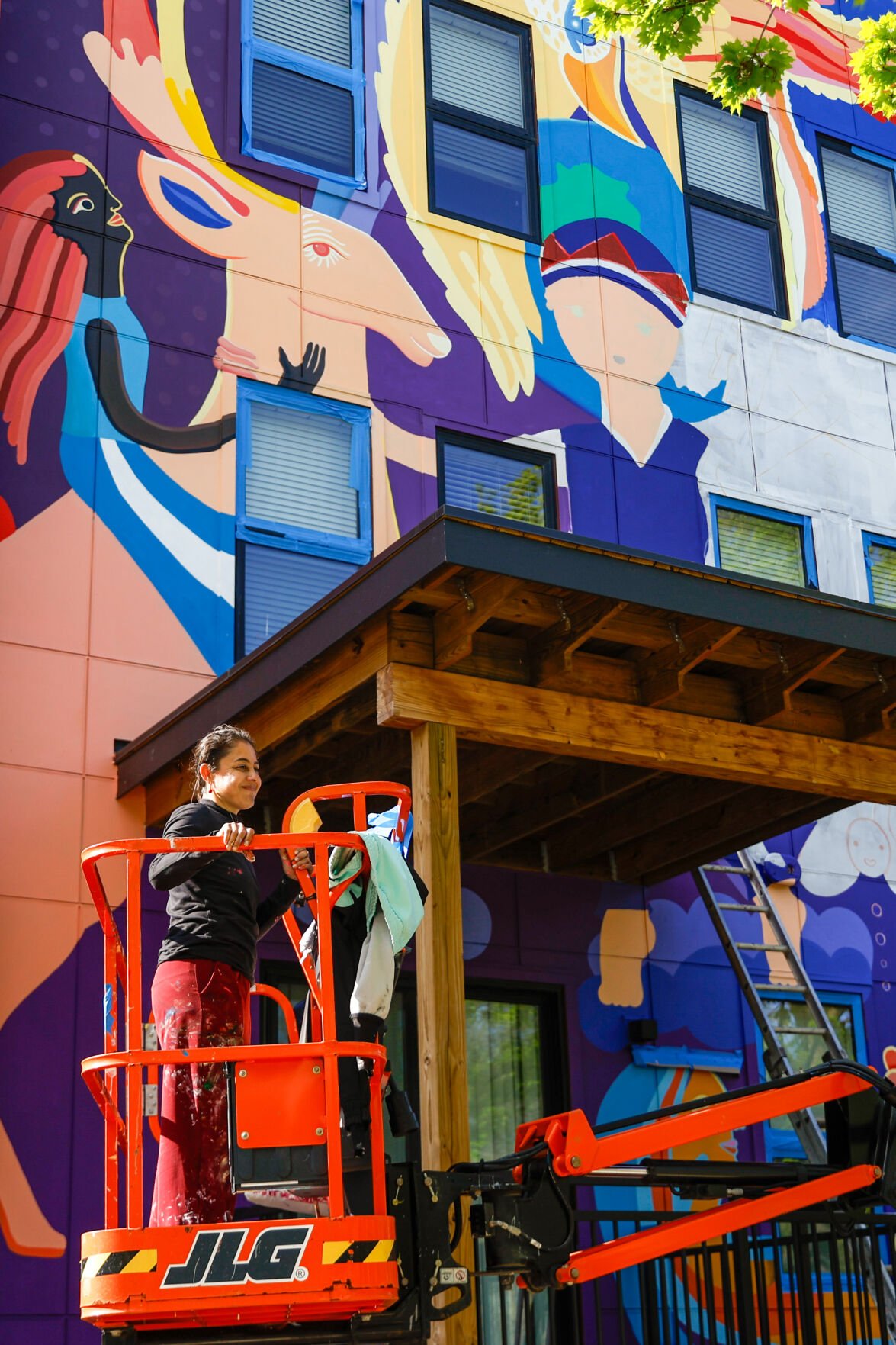 New Bayview mural in Madison celebrates nature and diversity | Arts ...