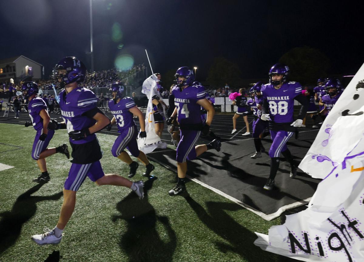 Waunakee football among familiar storylines for prep sports data ...