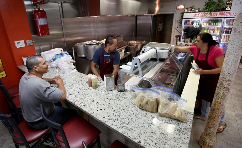 Let's Eat: Abarrotes El Primo in Sun Prairie offers lessons in ...