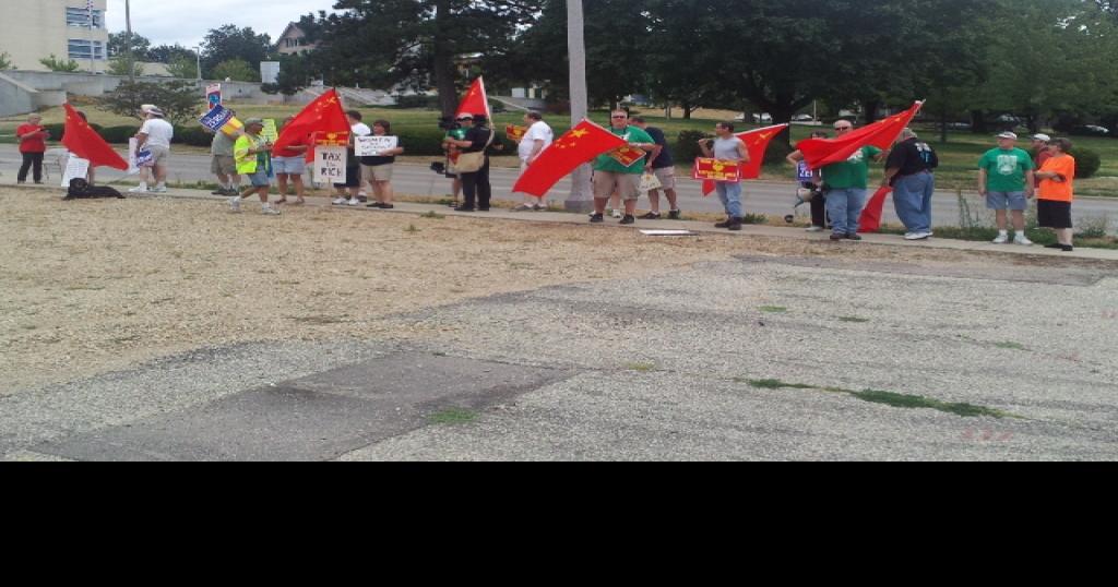 Madison Politiscope: Romney campaign blacklists Madison reporter ...