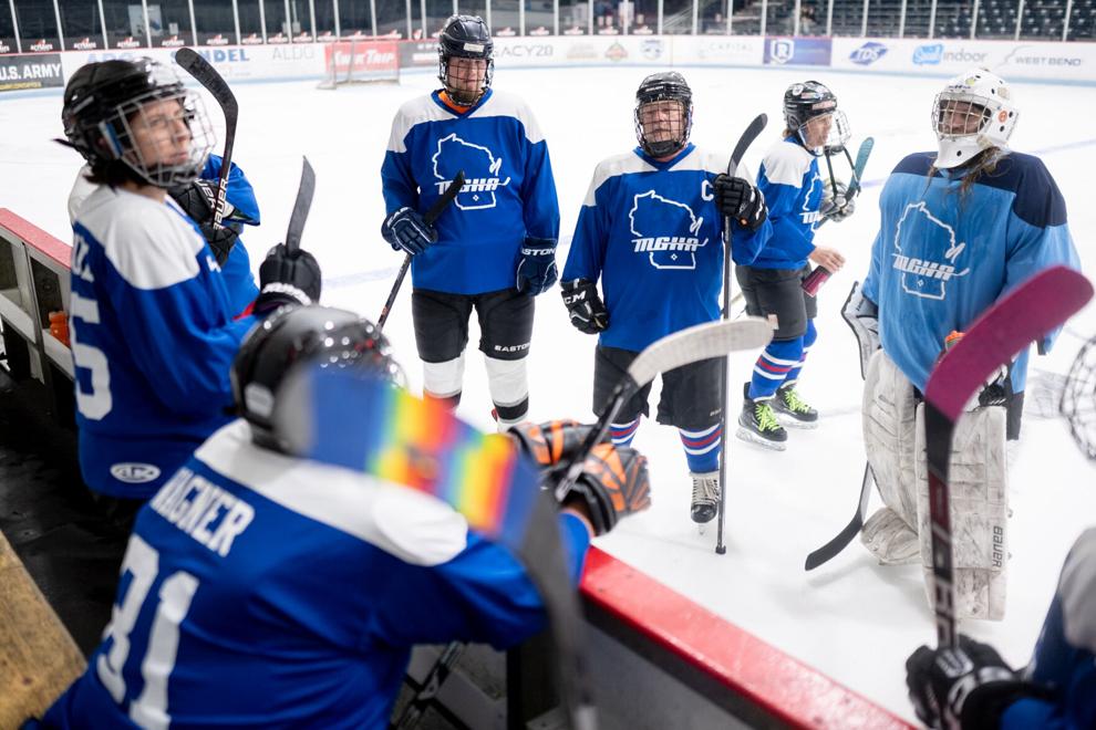 Madison Gay Hockey Association displays pride on ice | News | captimes.com