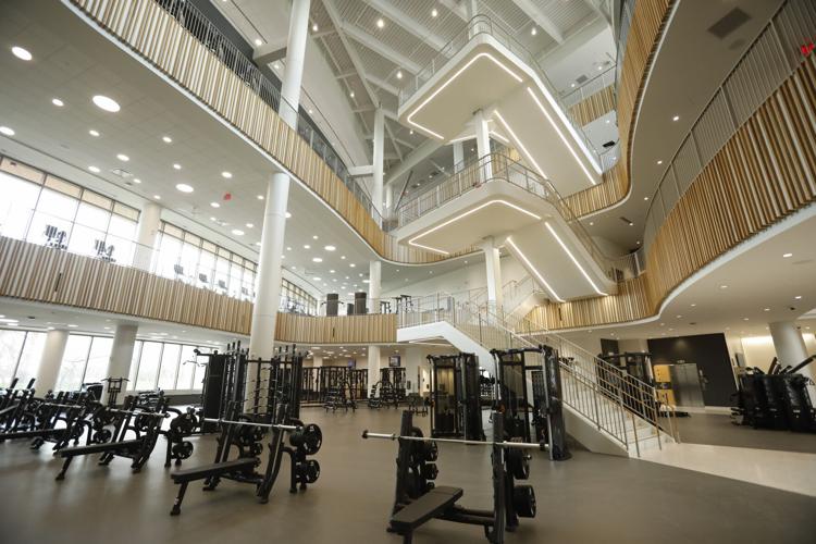 Tour the new Bakke Recreation & Wellbeing Center at UW-Madison ...