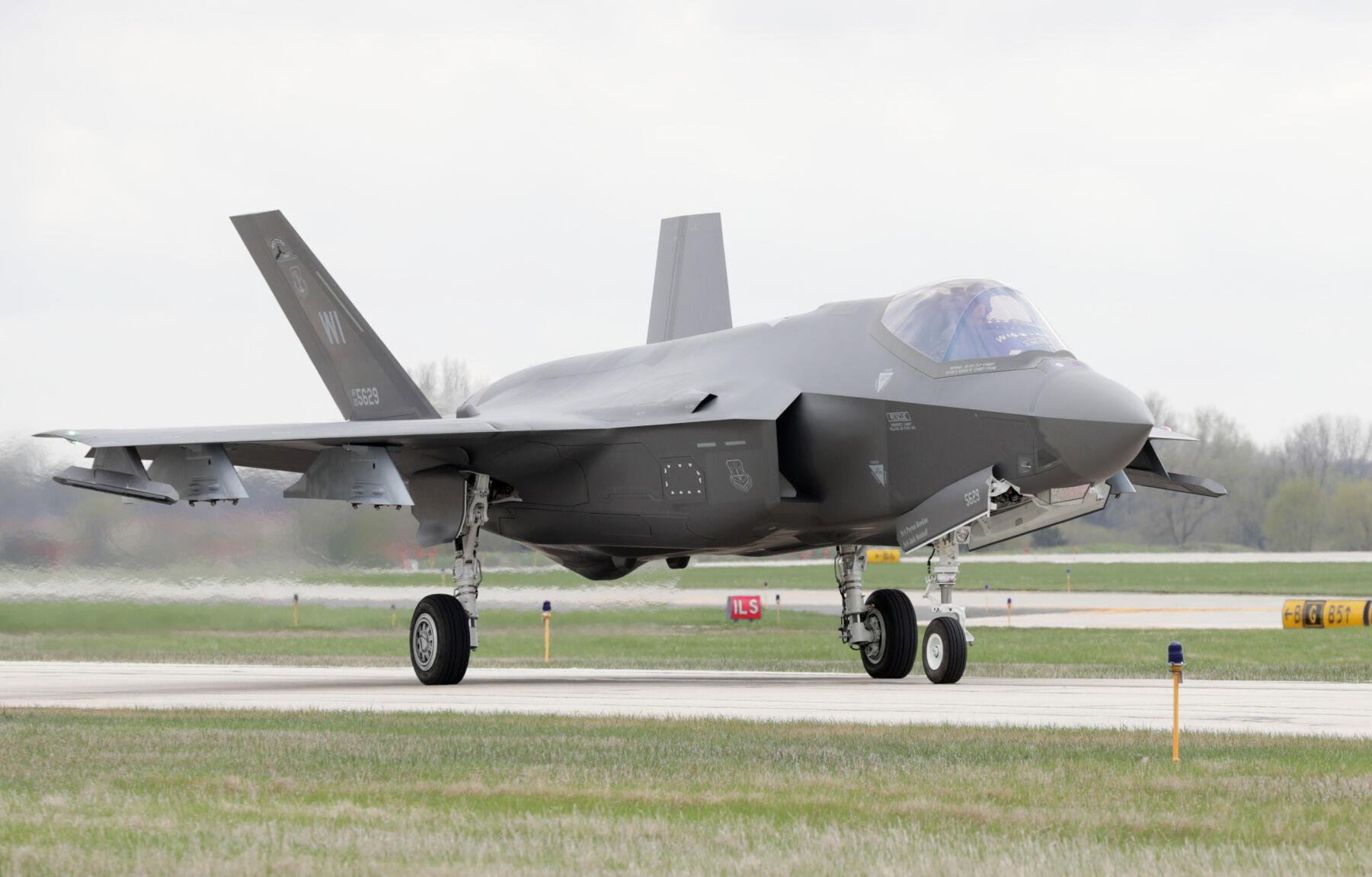 F-35 noise around Madison's Truax Field could take years to reduce ...