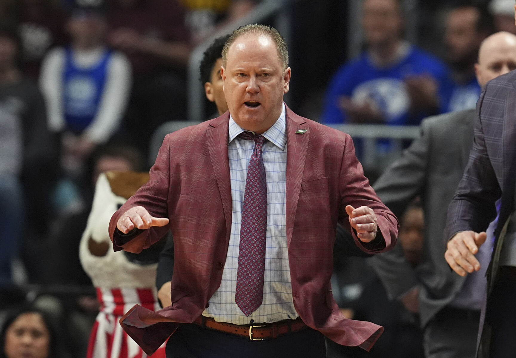 Greg Gard on running toward the future of Badger basketball | Sports ...