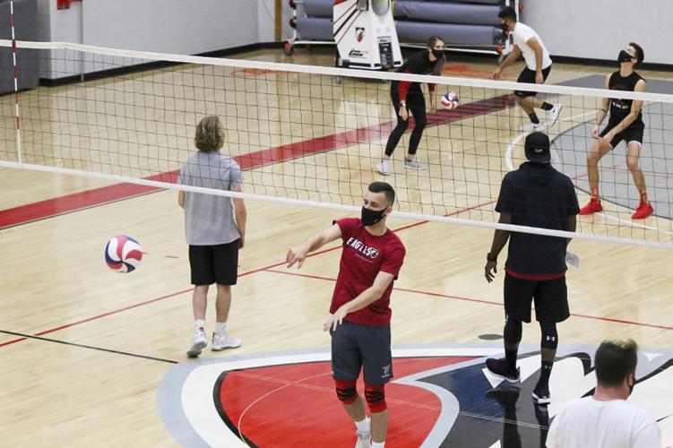 Edgewood Eagles' new men's volleyball program takes flight | College ...