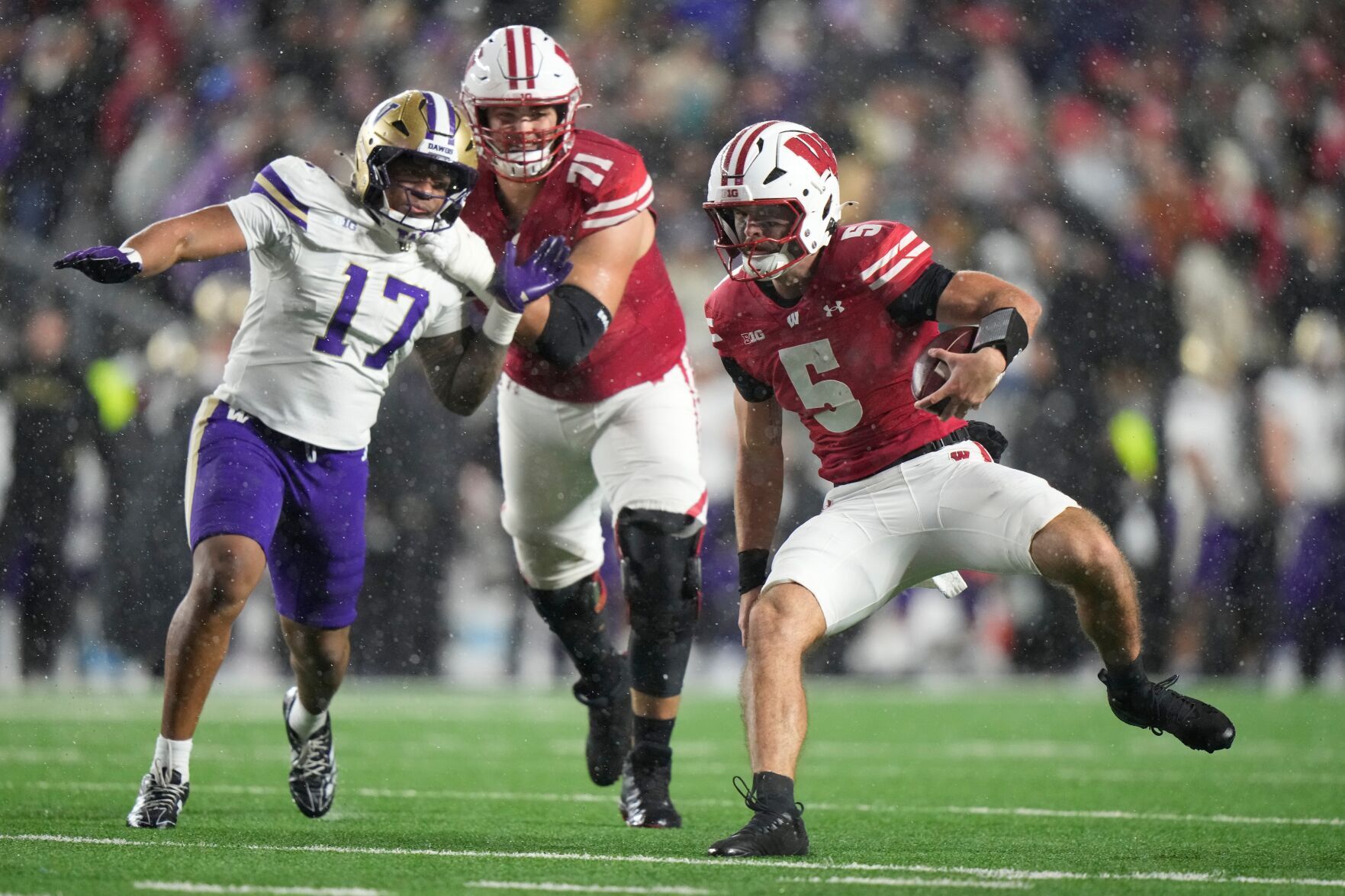 Does Badgers quarterback remind Bret Bielema of Curt Phillips? | Sports ...