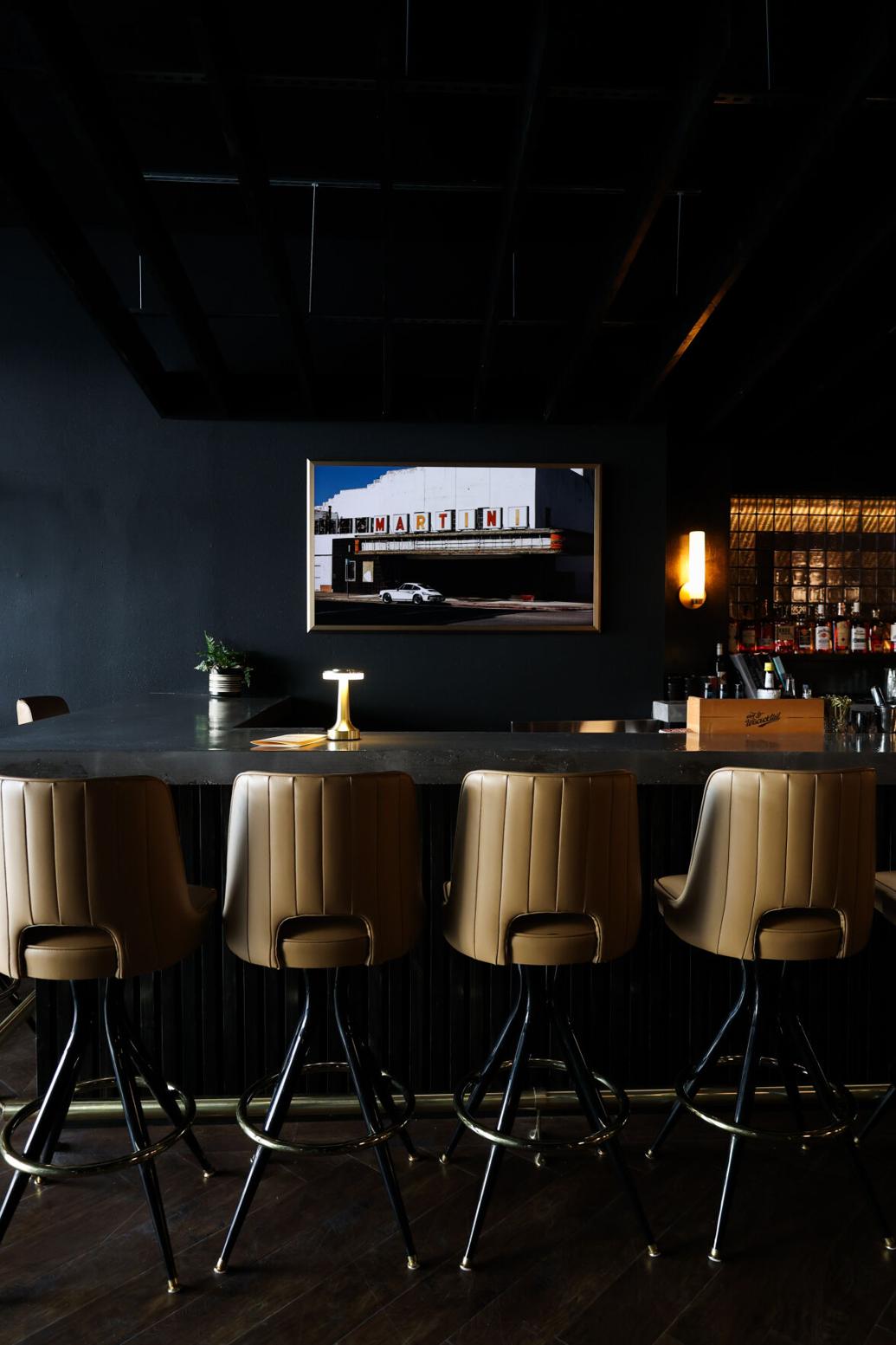 Wiscocktail, a 'love letter to Wisconsin taverns,' opens in Baraboo ...