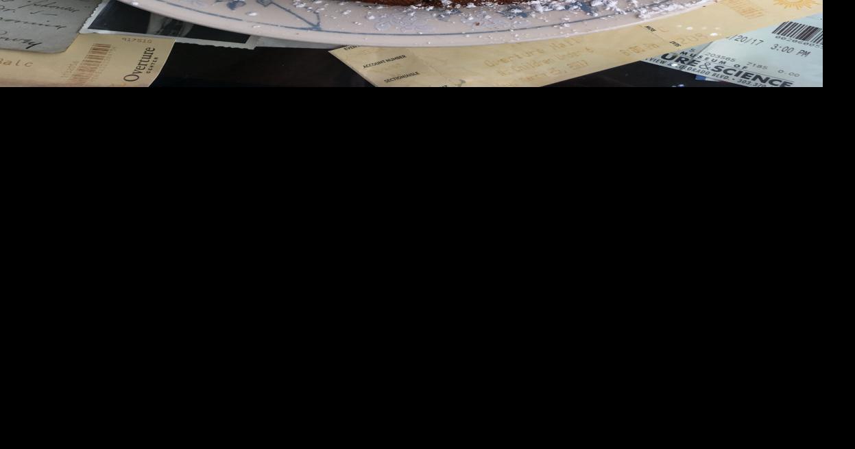 Let's Eat: Wake up with waffles at Yola's, Cafe Hollander, Short Stack ...