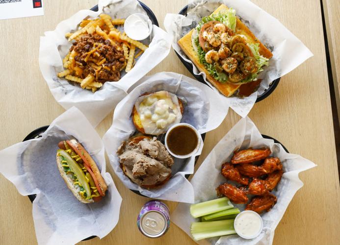 Let’s Eat: Chicago dogs, Italian beef await crowds at Stadium Takeout ...