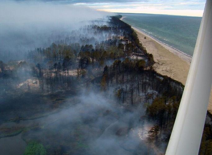 Wisconsin DNR helping to fight large Michigan forest fire | Local News ...