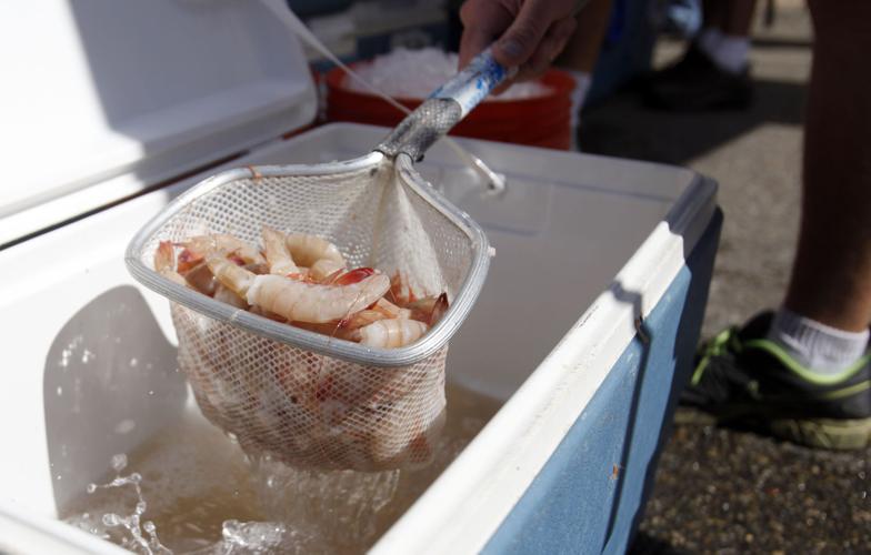 Photos: Fabian Seafood truck stops in Madison | Local News | captimes.com