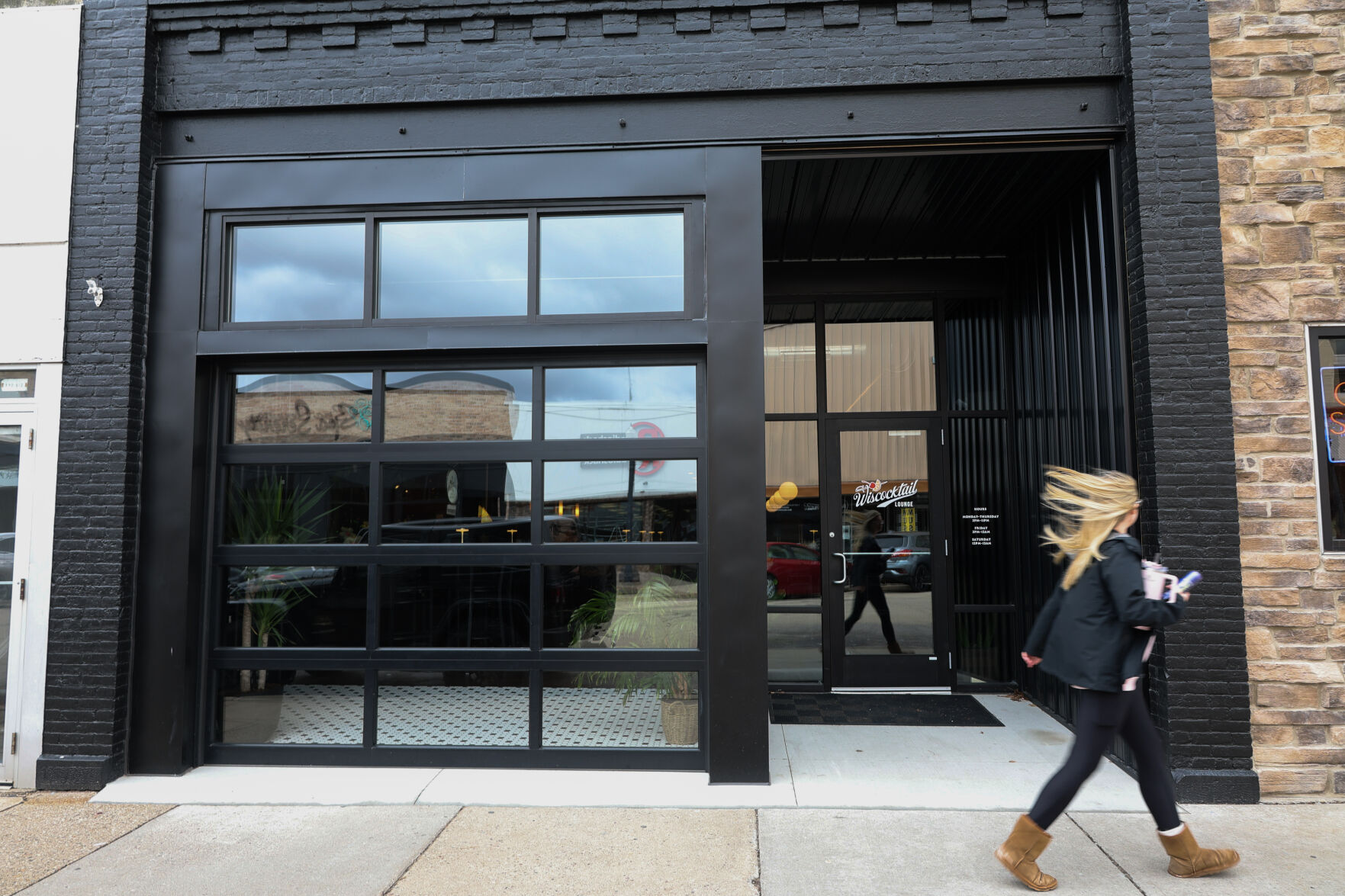 Wiscocktail, a 'love letter to Wisconsin taverns,' opens in Baraboo ...