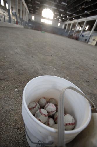 Photos: UW baseball club team practices in Stock Pavilion | Local News ...
