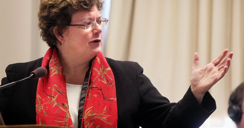 Campus Connection: In letter, Biddy bids adieu | Education | captimes.com