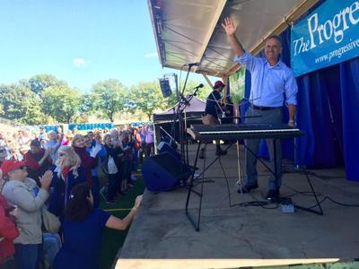 Progressives rally around Feingold, Sanders and student debt reform at ...