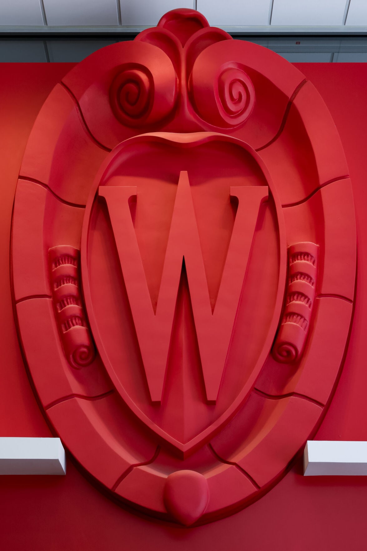 Judge allows lawsuit over tenure denial at UW-Madison to proceed ...