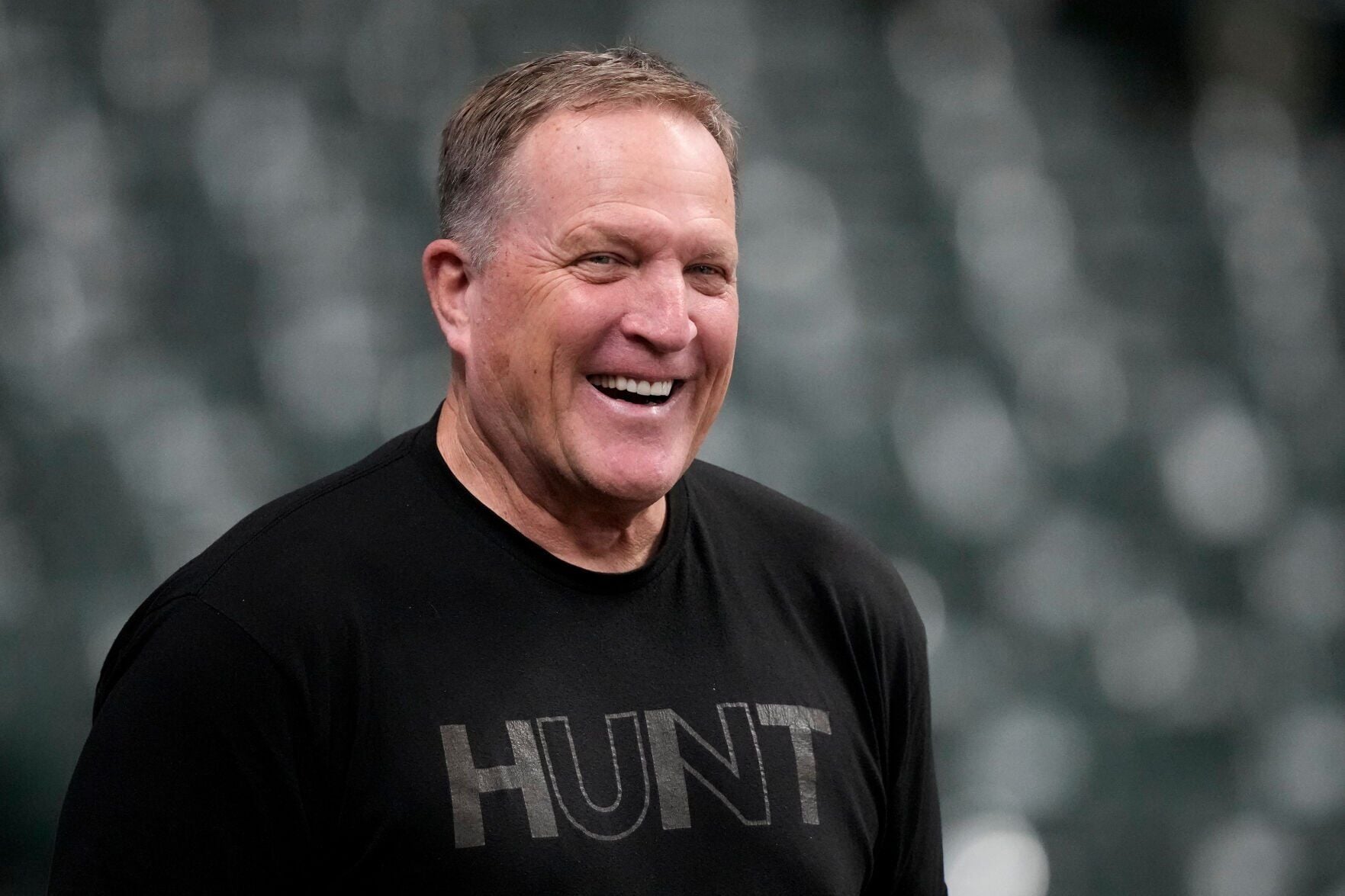 Brewers manager Pat Murphy talks football to describe his team | Sports ...