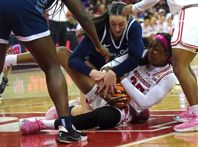 Badgers women's basketball star Serah Williams looks to dominate ...