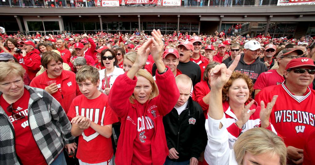 Photos: Badger Bash gets fans amped up | Local News | captimes.com