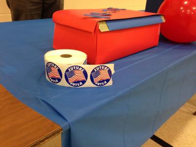 Grooming future voters: Huegel Elementary's ‘Rock the Vote’ event gets ...