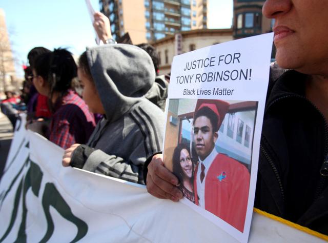 Tony Robinson: Madison marks police shooting's anniversary | Government ...