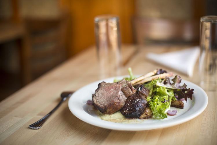 Restaurant review: Hamilton's on the Square looks for fresh start with ...