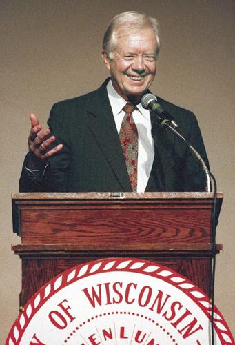 Wisconsin leaders honor Jimmy Carter, state to lower flags | Government ...