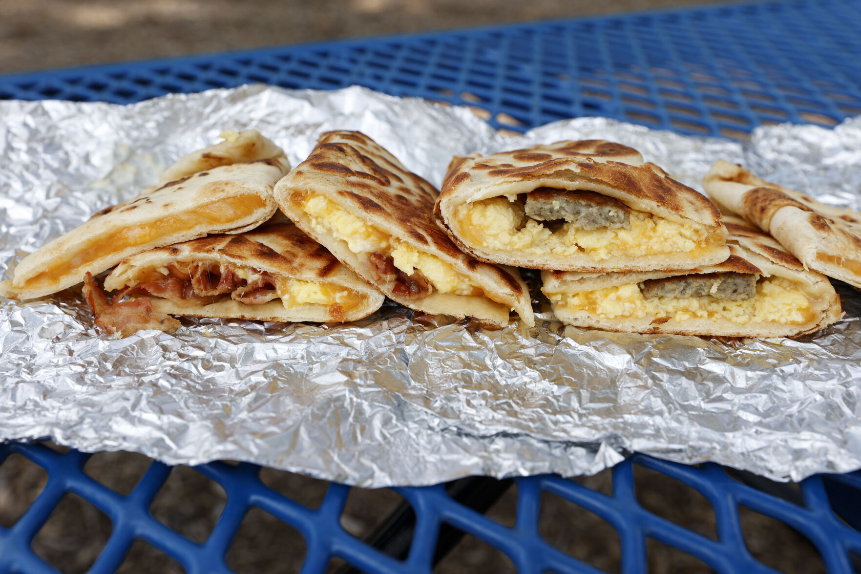 Egg Naanana food cart makes breakfast in naan bread | Food & Drink ...