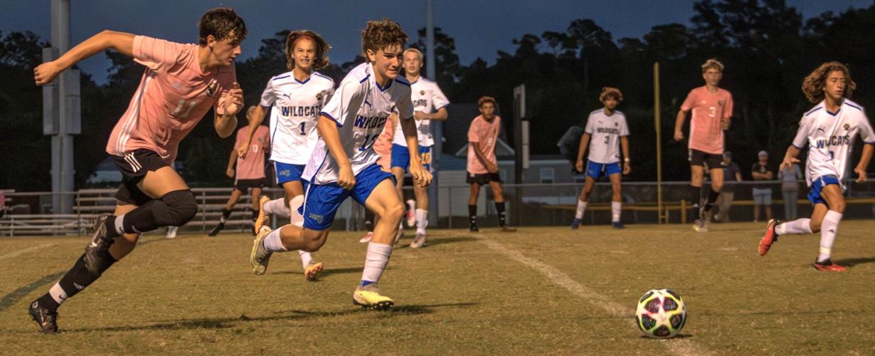 Croatan boys soccer rebounds with 2-0 week after falling to White Oak ...