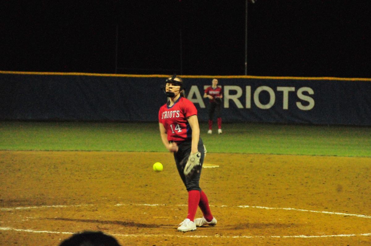 Patriots rally late for 8-4 softball win over Mariners; both teams ...