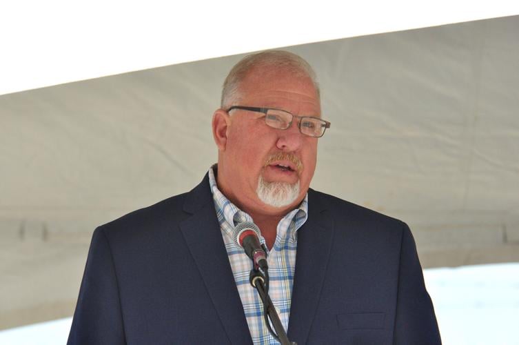 Commercial fishermen, speakers take stand against legislative efforts ...