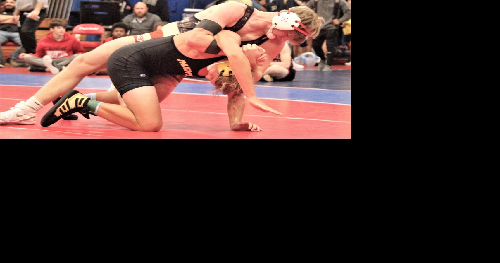 Cole Reynolds named News-Times Winter Sports Wrestler of the Year ...