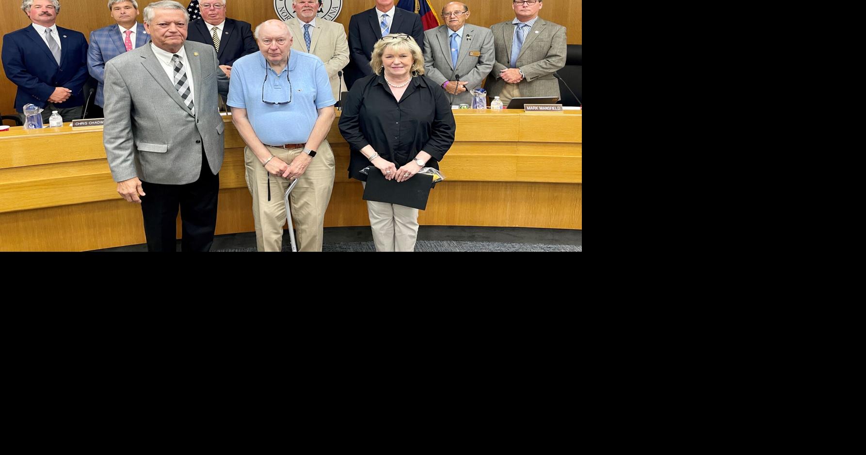 Vinson gets top state civilian honor | News | carolinacoastonline.com