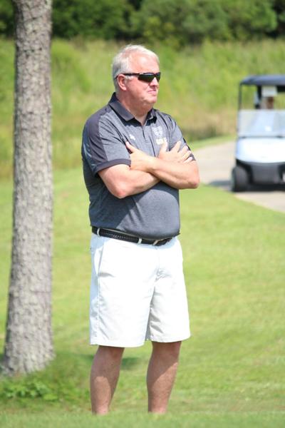Meadows returns to lead Croatan boys golf team | Sports | carolinacoastonline.com