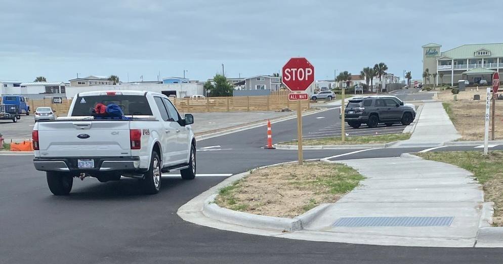 Islander Drive opens for use with new traffic pattern | News ...