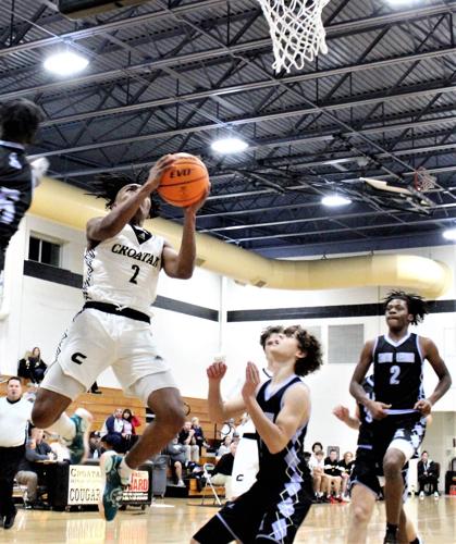 Croatan boys survive late rally in beating Blue Devils 59-56; four ...
