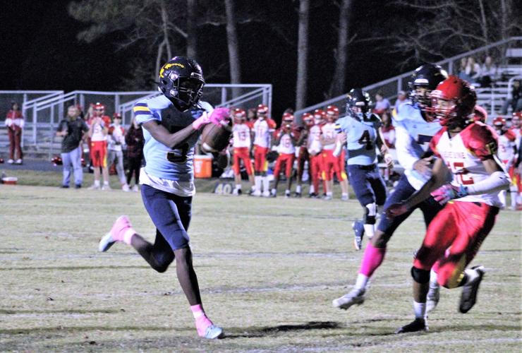 Mariners put leash on Devil Pups 51-6, wrap up CPC play 5-0 in gearing ...