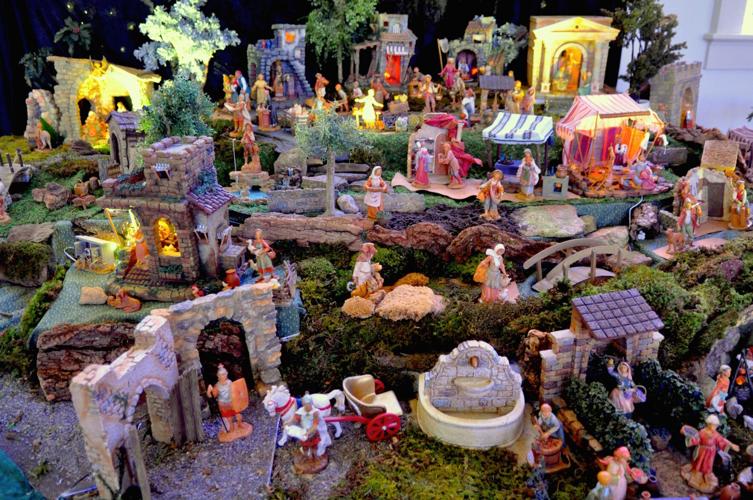 Beaufort woman shares Christmas spirit through Nativity scene | News ...
